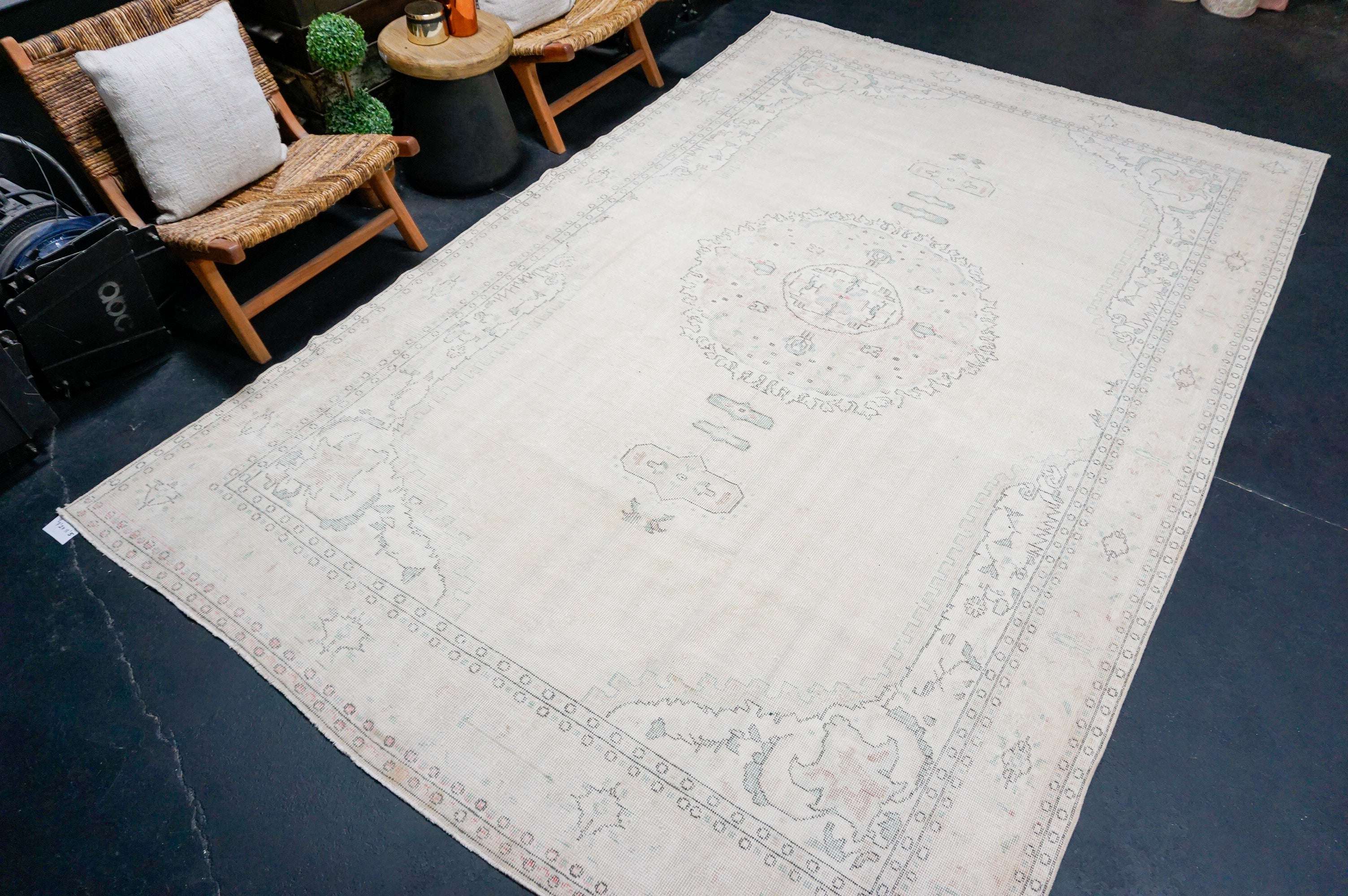 Antique & Vintage Large Rugs – Page 8 – Linda's Barn